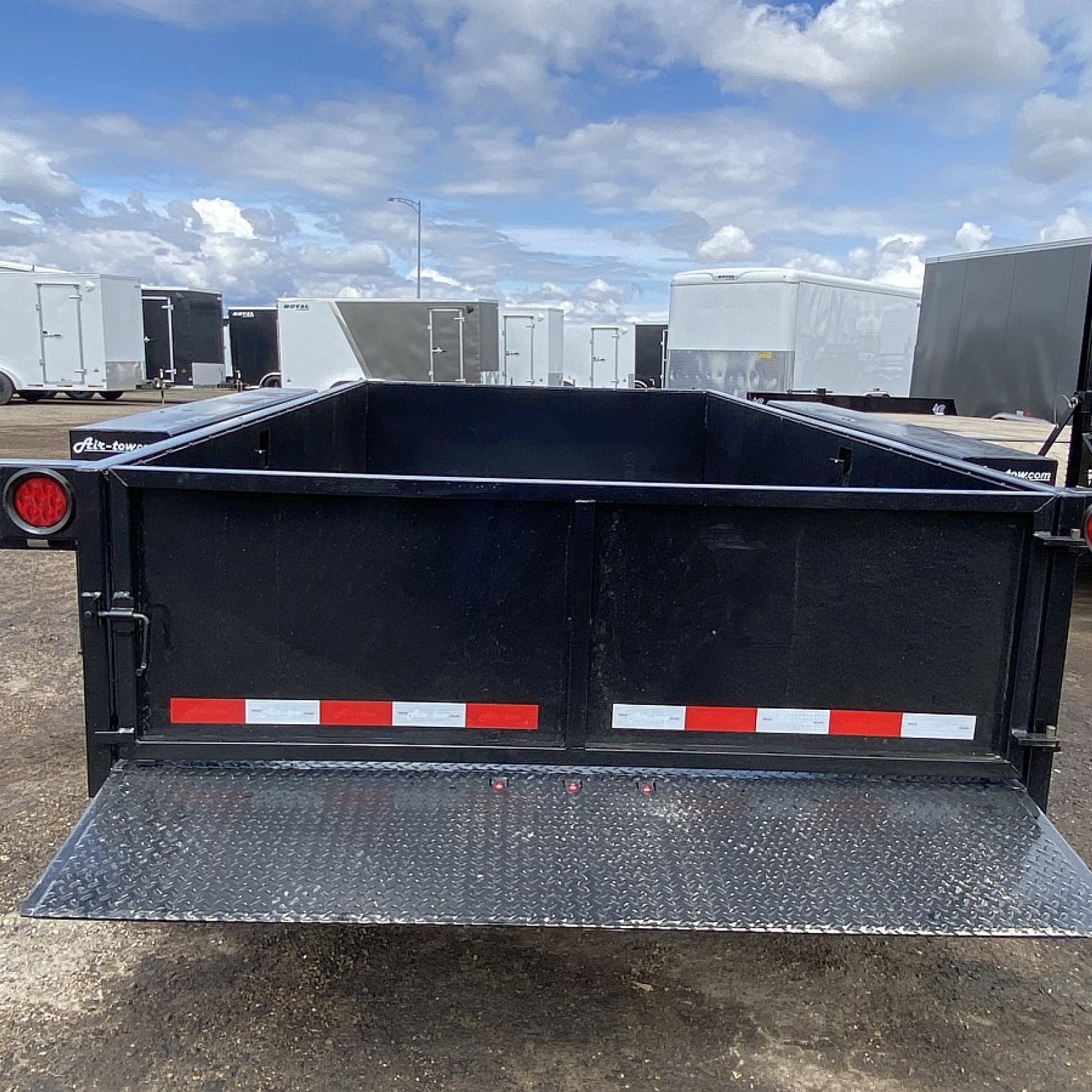 2024 Air-Tow 14' Ground Level Loading Trailer - Ground Level Loading ...