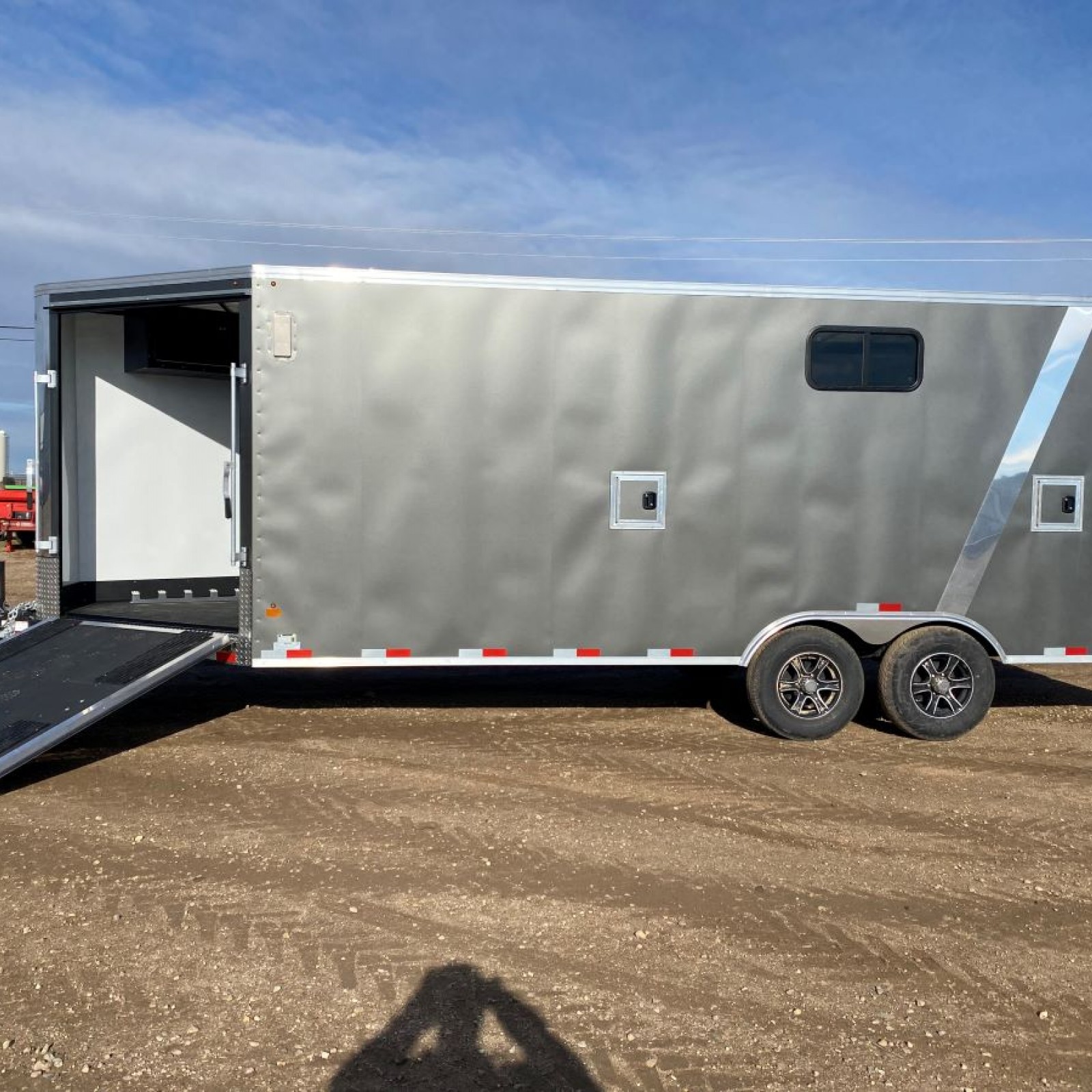 2025 Royal 8'x22' + 4' Enclosed Sled Trailer - Enclosed Trailers ...