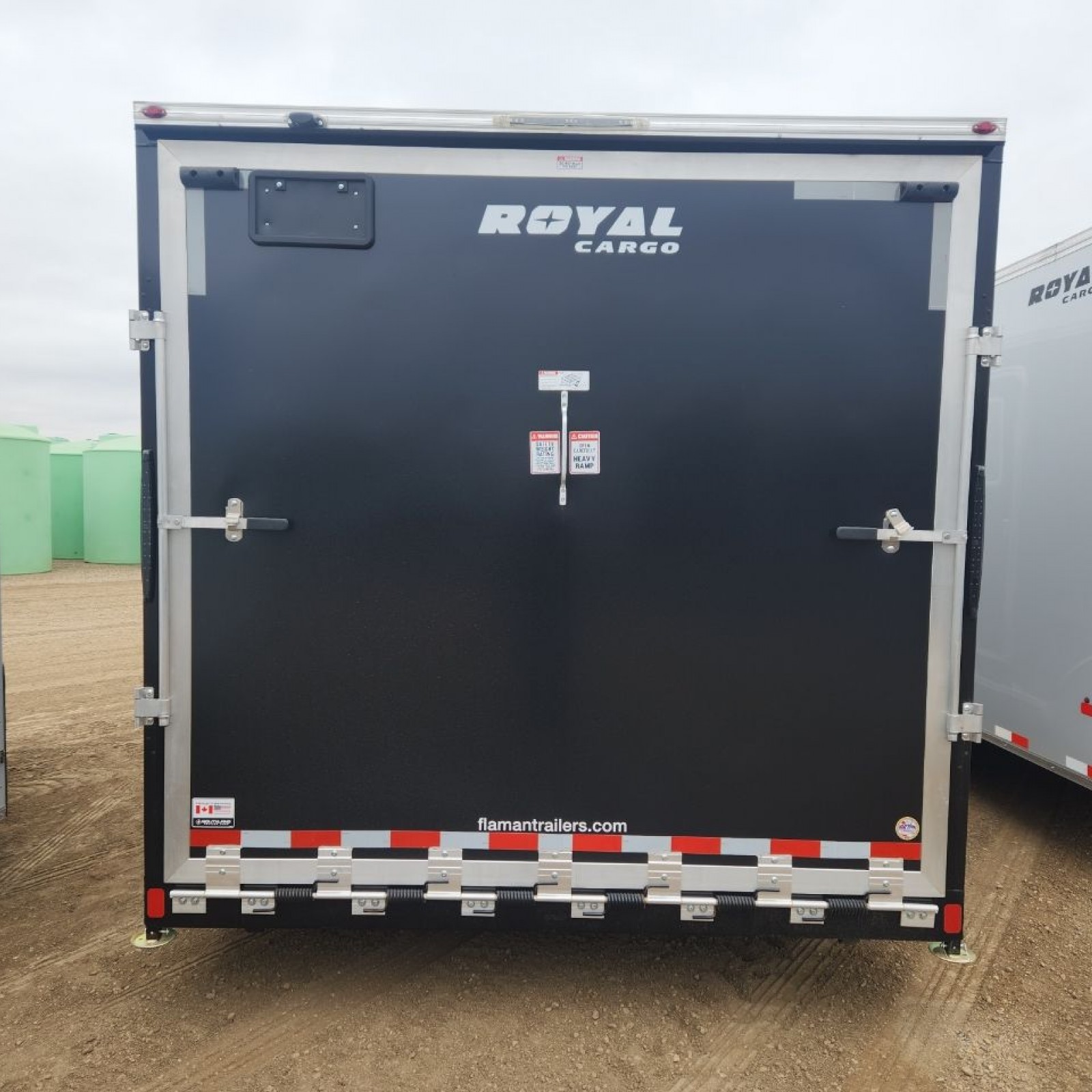 2025 Royal XR 8'6" x 16' + V-Nose Toy Hauler - Trailer Inventory