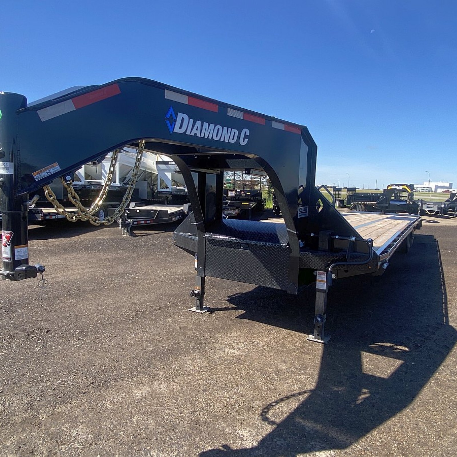 *Clearance* 2024 Diamond C FMAX216- 38' Gooseneck - Trailer Inventory