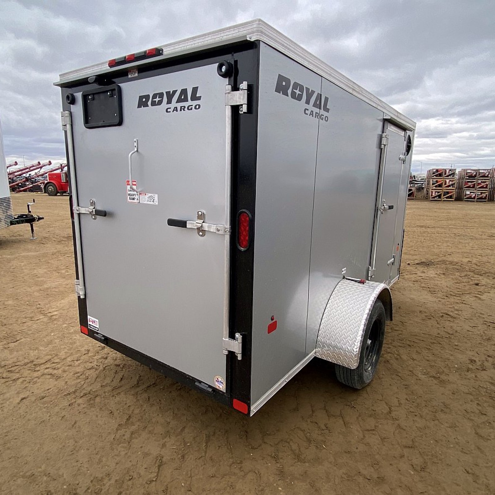 *Seasonal Clearout* 2025 Royal 5'x12' Enclosed Trailer