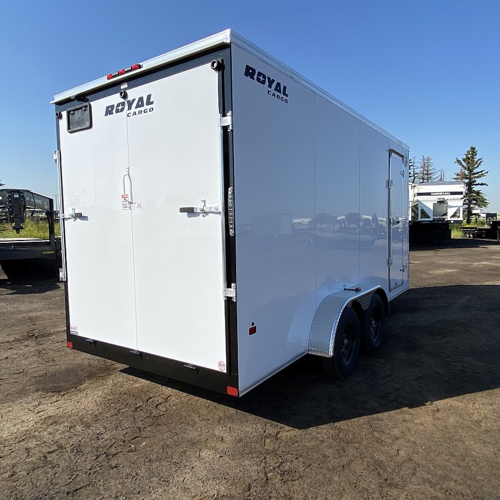 *Seasonal Clearout* 2025 Royal 7'x18' Enclosed Trailer - Trailer Inventory