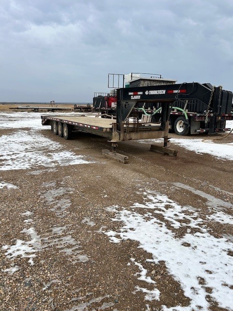 2016 Trailtech H370 Gooseneck Flat Deck Trailer - Trailer Inventory