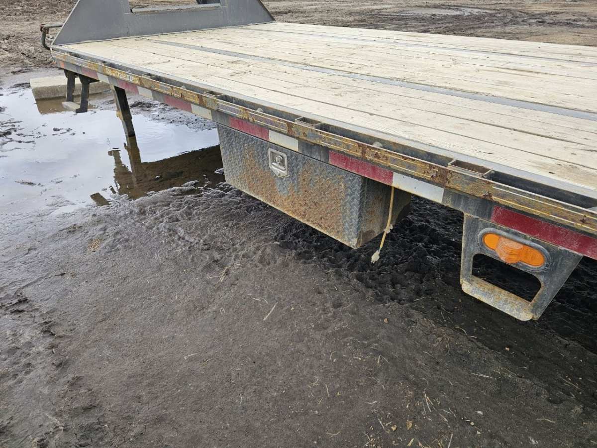 2019 Diamond C FMAX 8'6" x 30' Gooseneck Flat Deck Trailer - Trailer ...