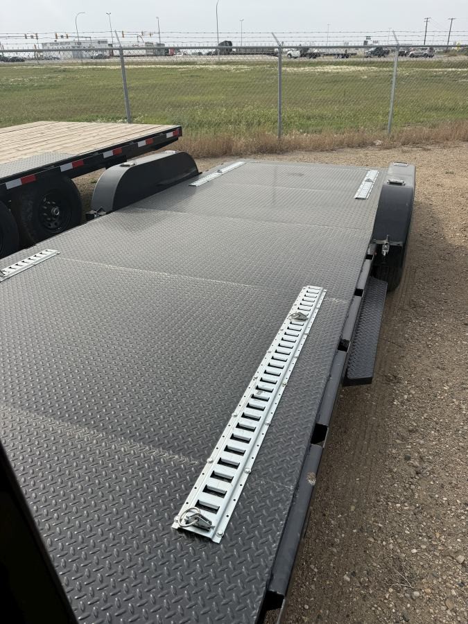 2022 Diamond C GTF 18' Car Hauler Trailer