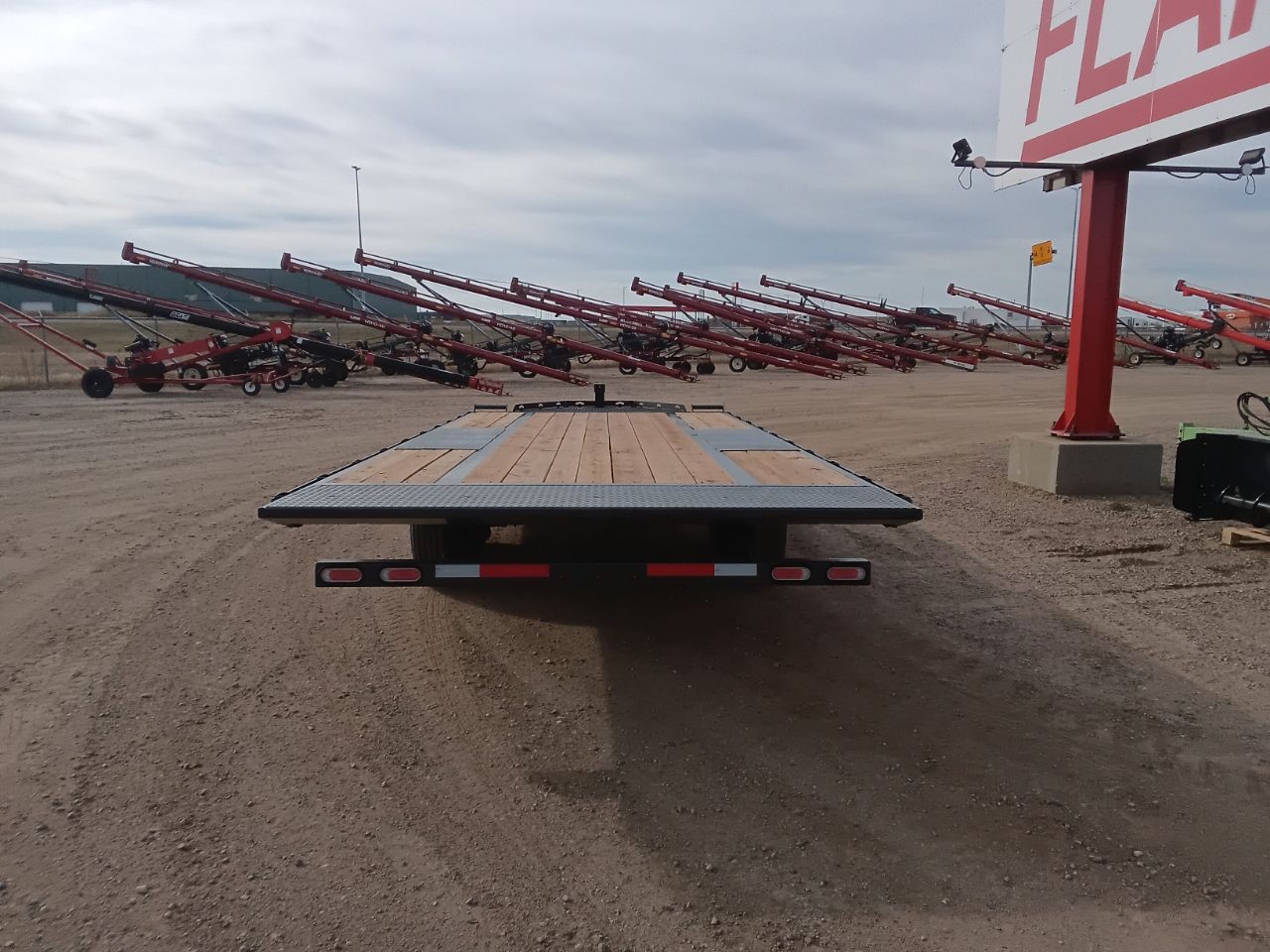 2025 Diamond C DET 8'6" x 20' Full Tilt Trailer - Highboy Bumper Pull ...