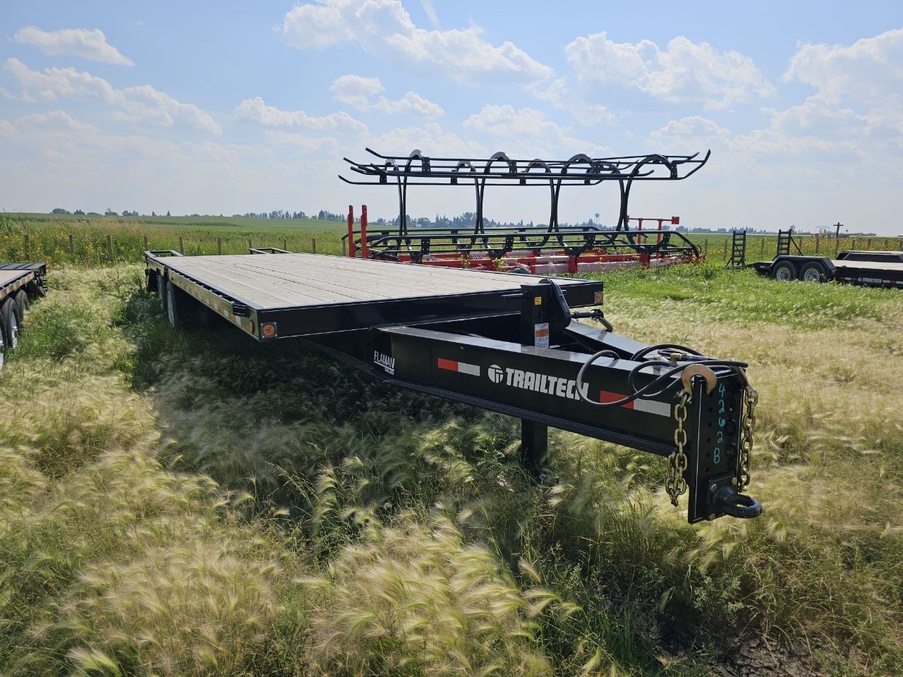 2025 Trailtech TD220 8'6" x 31' Pintle BT Flat Deck Trailer