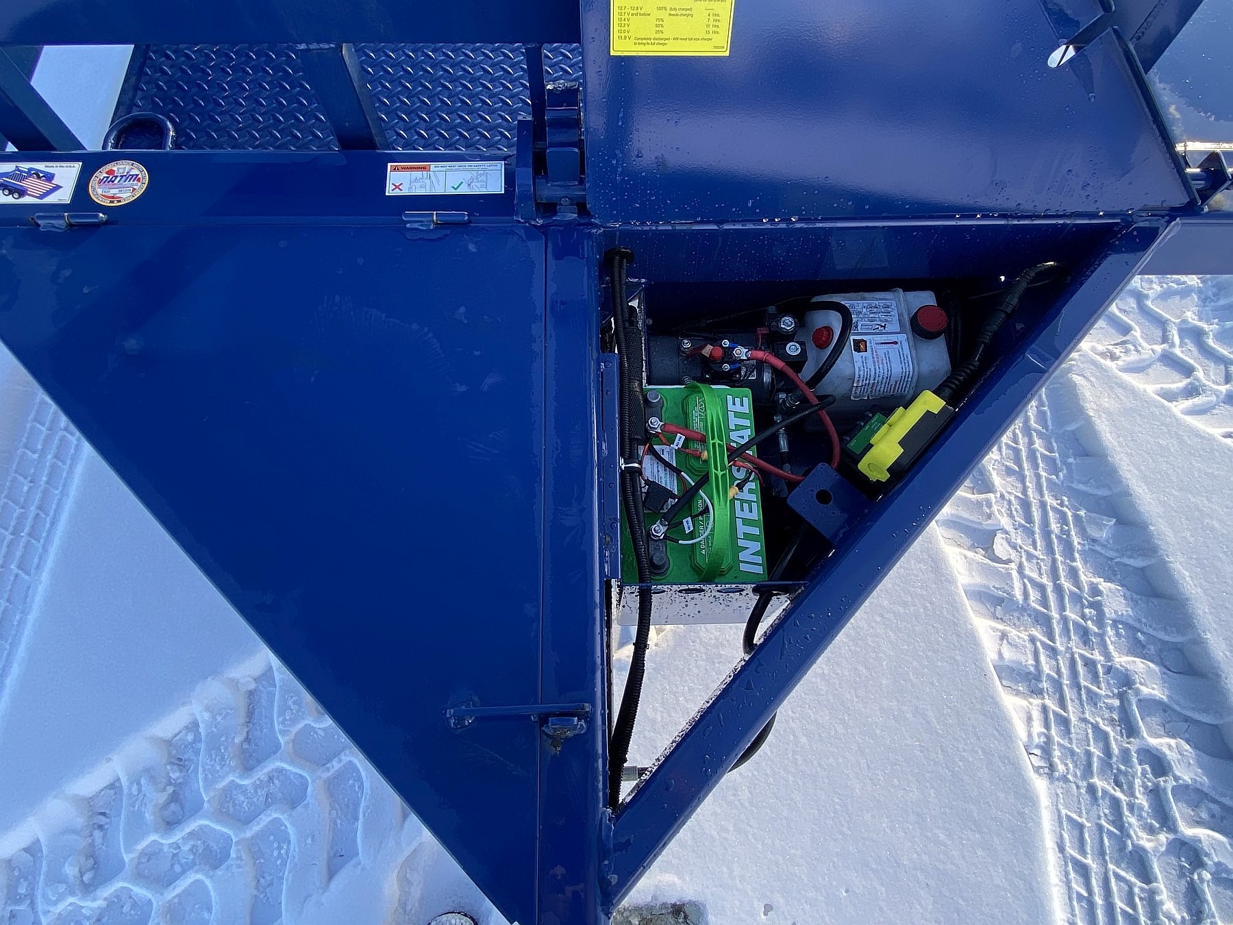 2026 Air-Tow 10' Ground Level Loading Trailer