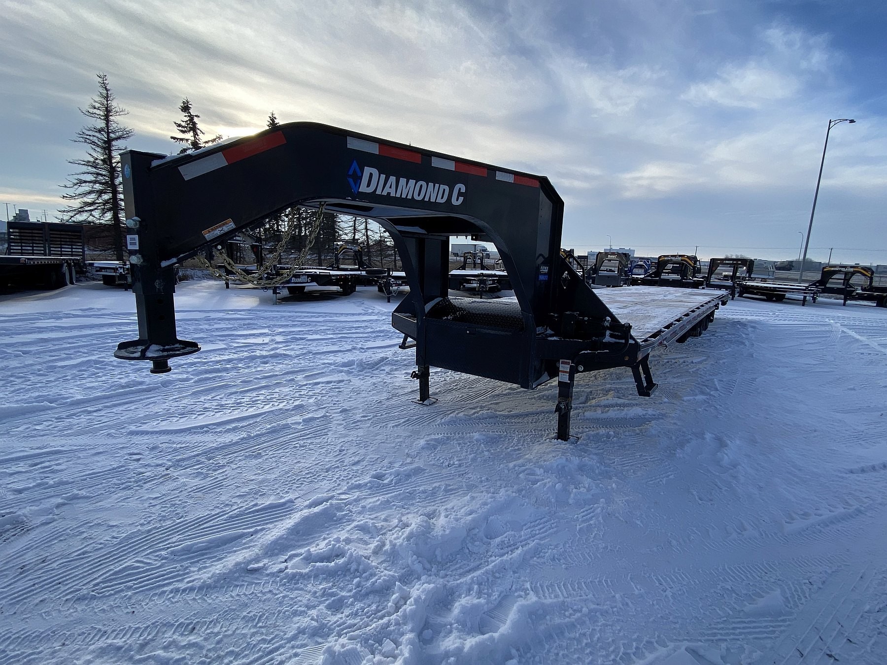 2026 Diamond C FMAX212 40' Gooseneck Trailer