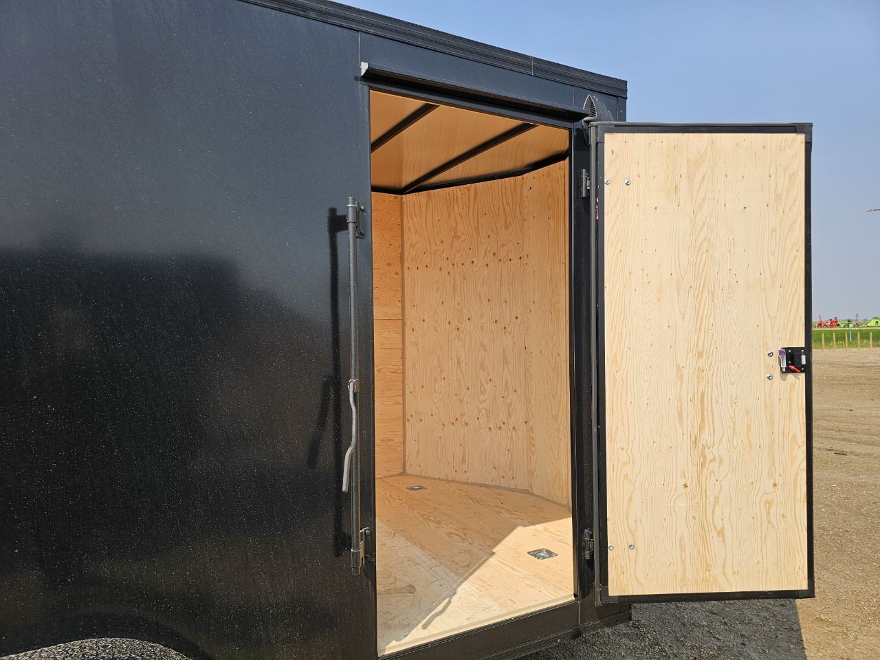 2026 Royal LCH 7'6" x 14' + V-Nose Cargo Trailer