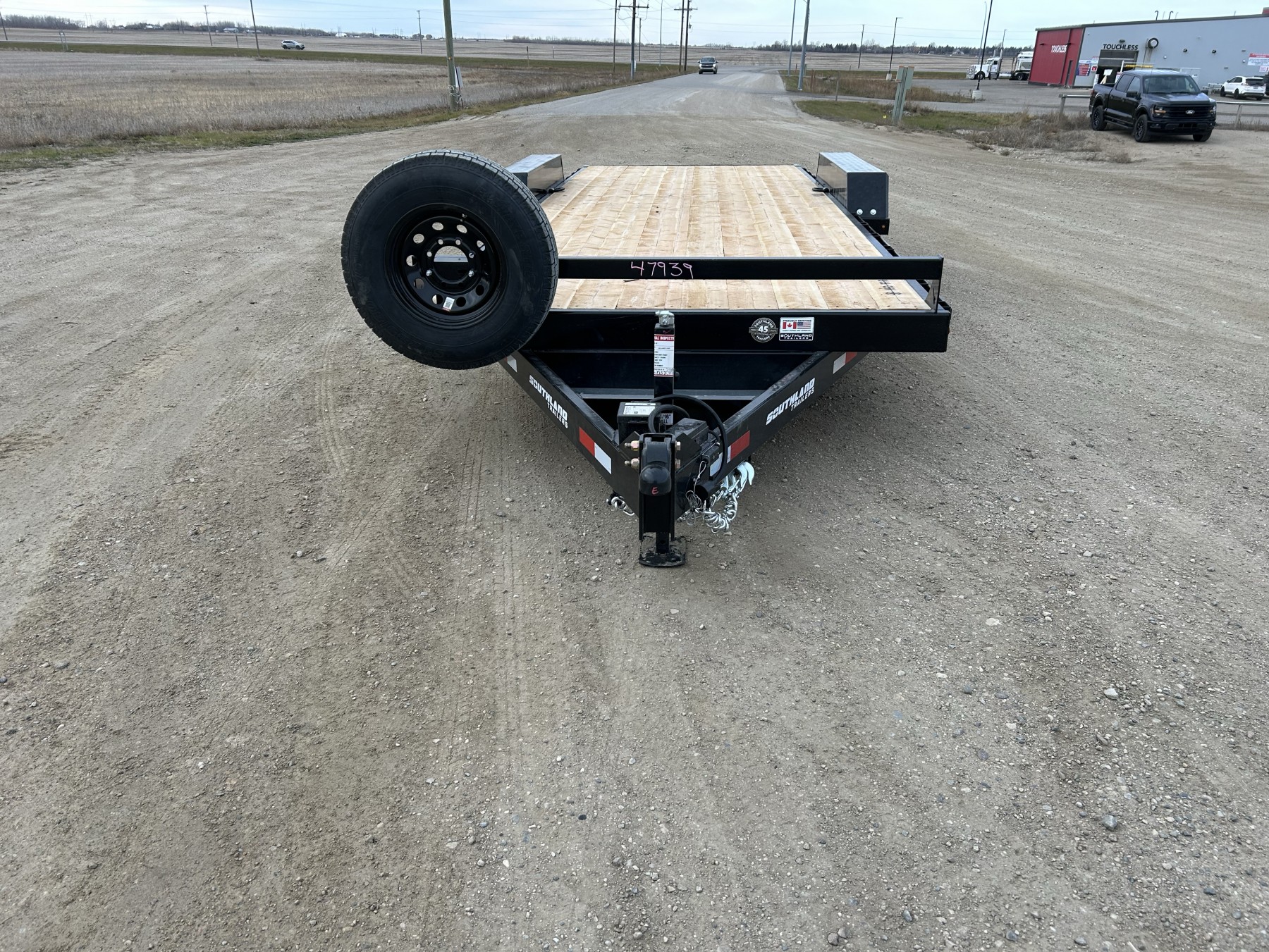 2026 Southland LBA 8'6" x 22' Beavertail Flat Deck Trailer