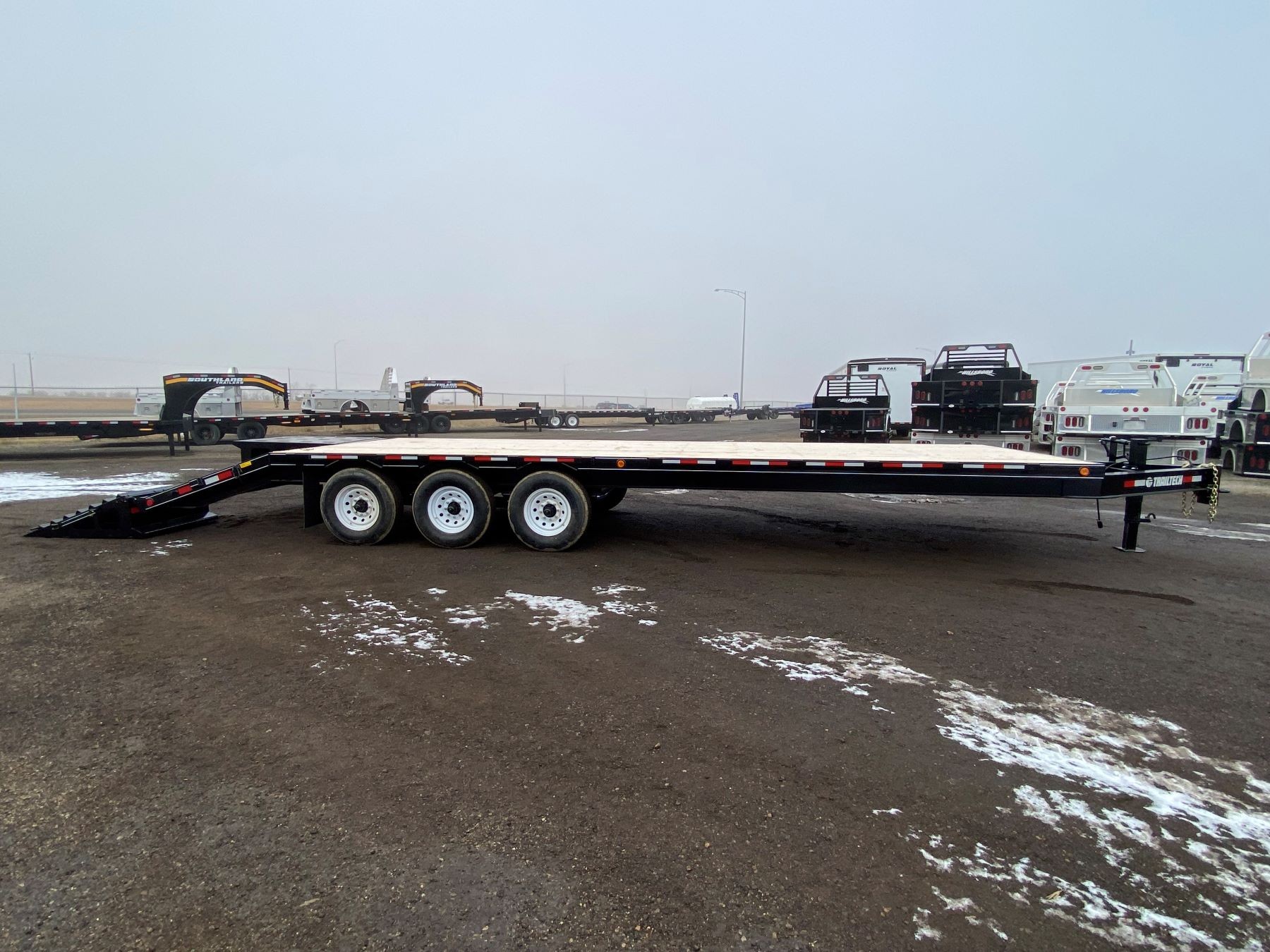 2026 Trailtech Essential Series 24' Tri-Axle Highboy