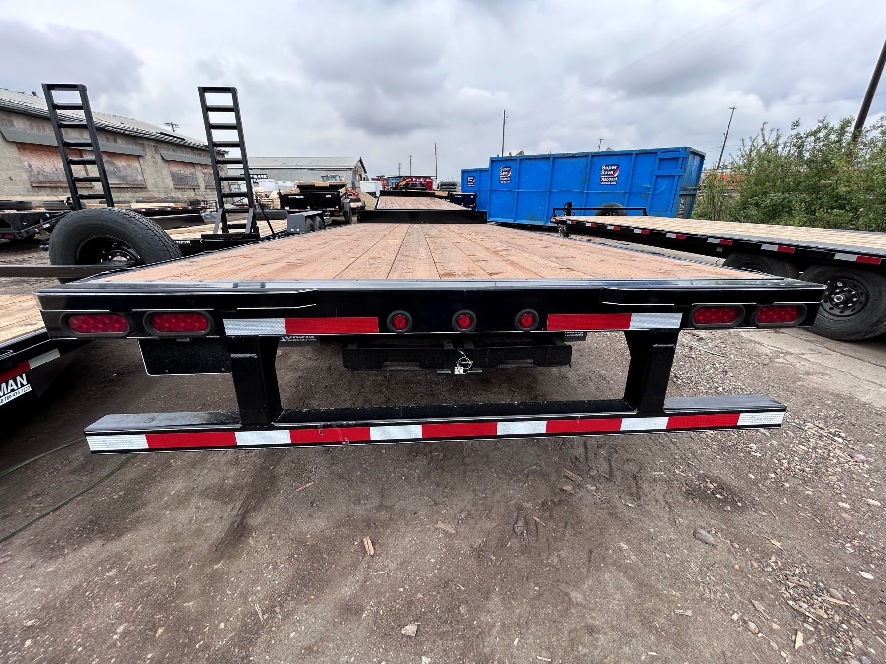 *Clearance* 2024 Oasis 20' Highboy Flat Deck Trailer
