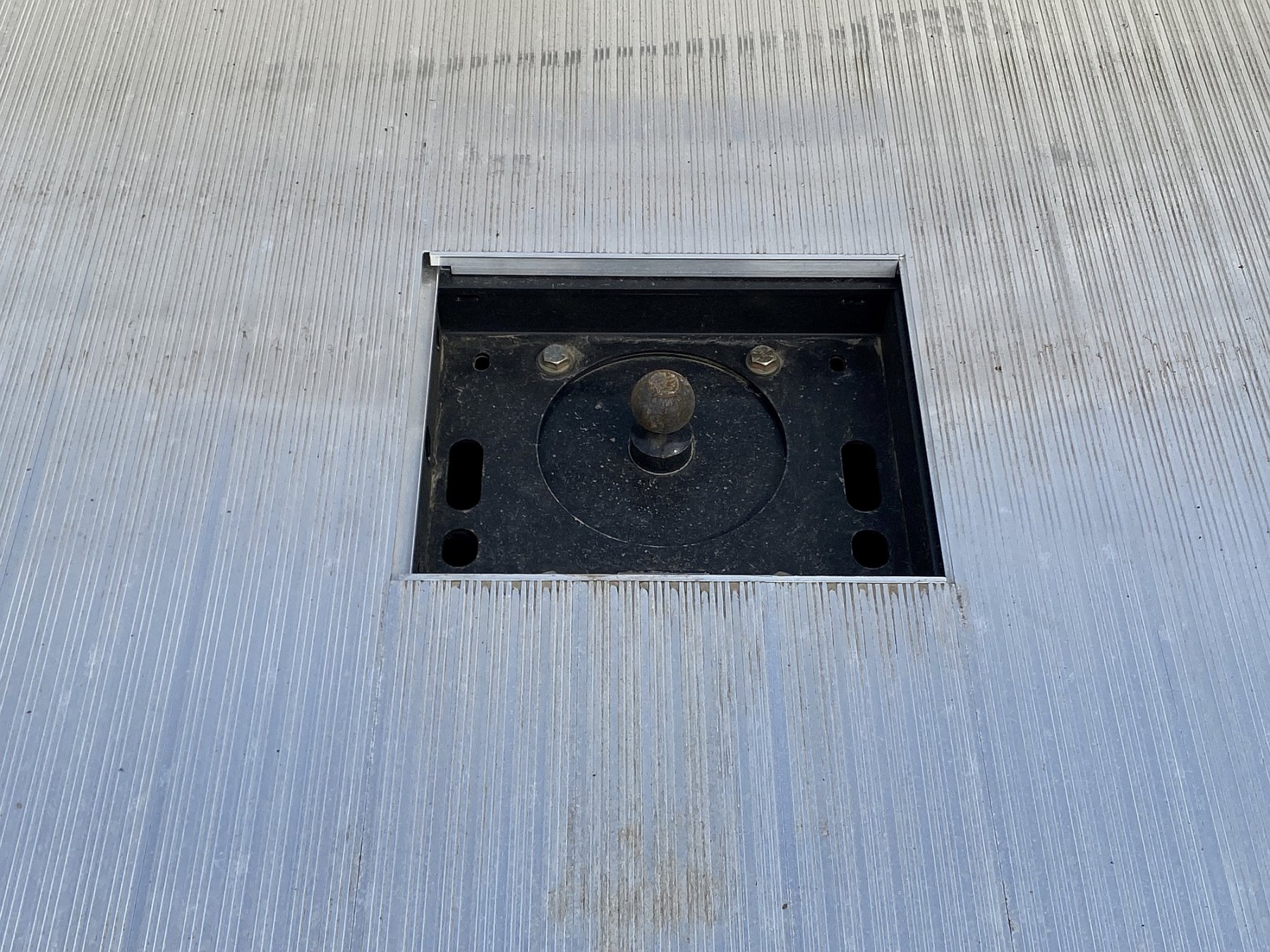 Hillsboro 2000 Series 7'x7' Aluminum Truck Deck