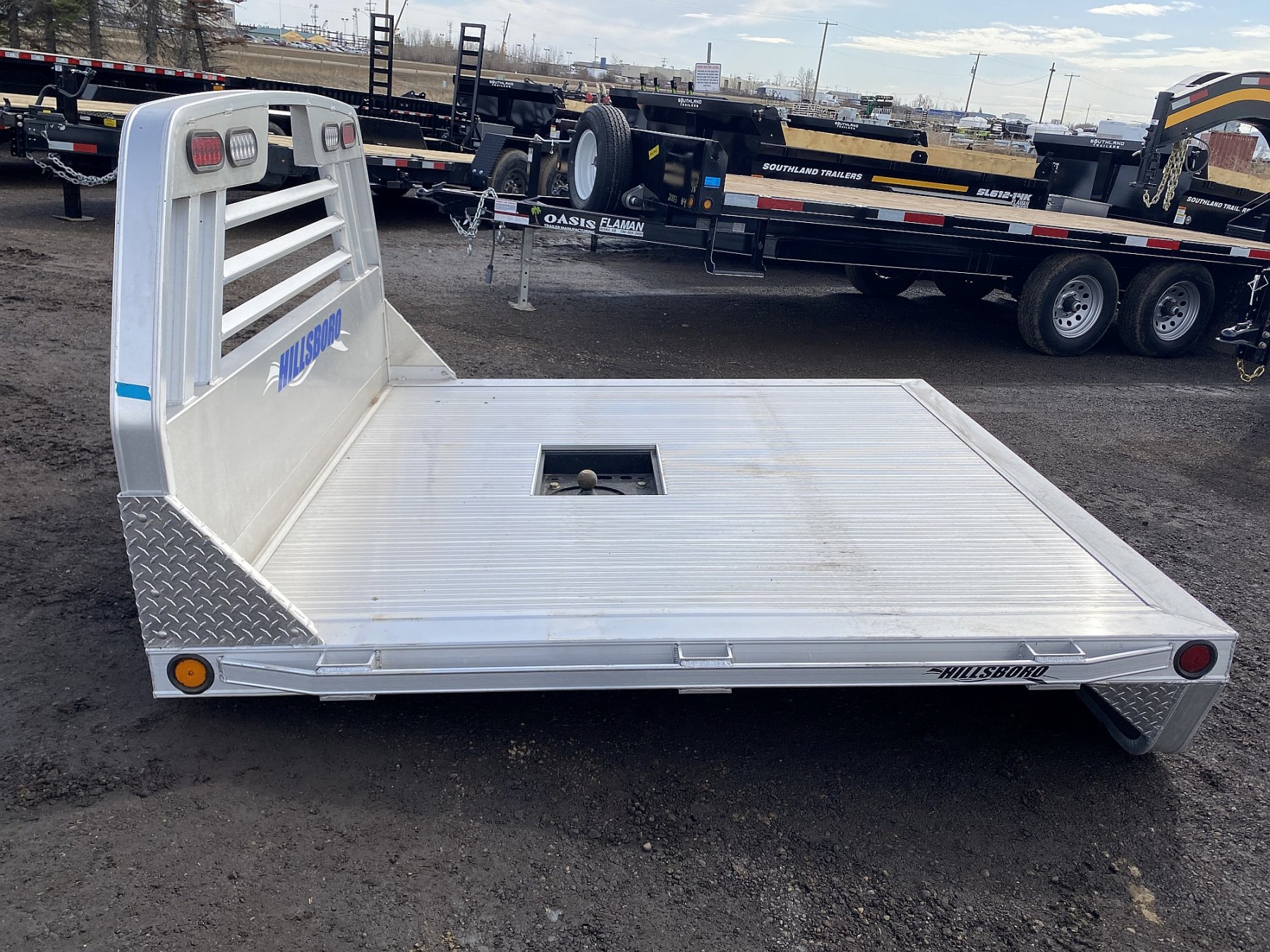 Hillsboro 2000 Series 7'x7' Aluminum Truck Deck