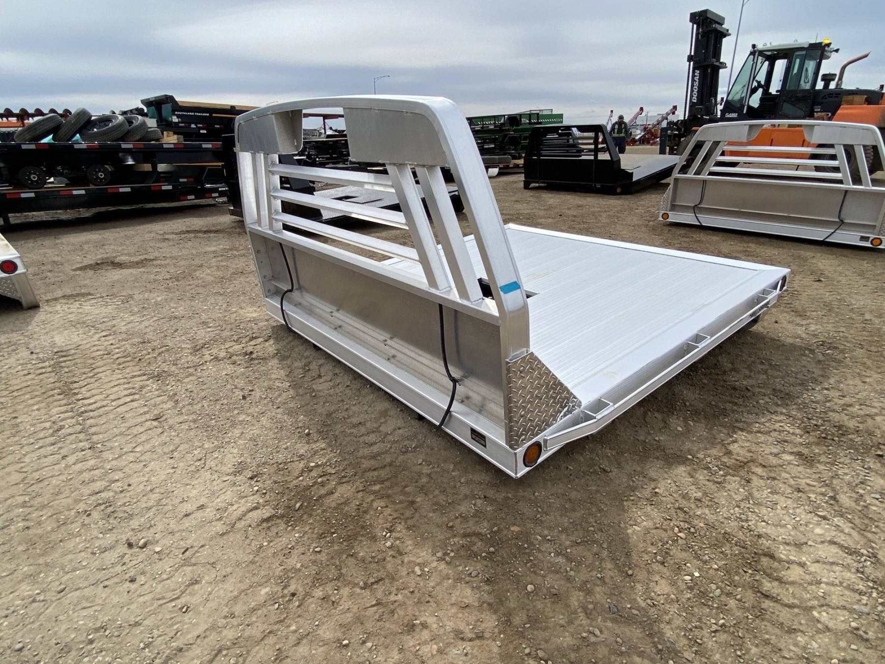 Hillsboro 2000 Series 7'x7' Aluminum Truck Deck - Truck Beds ...