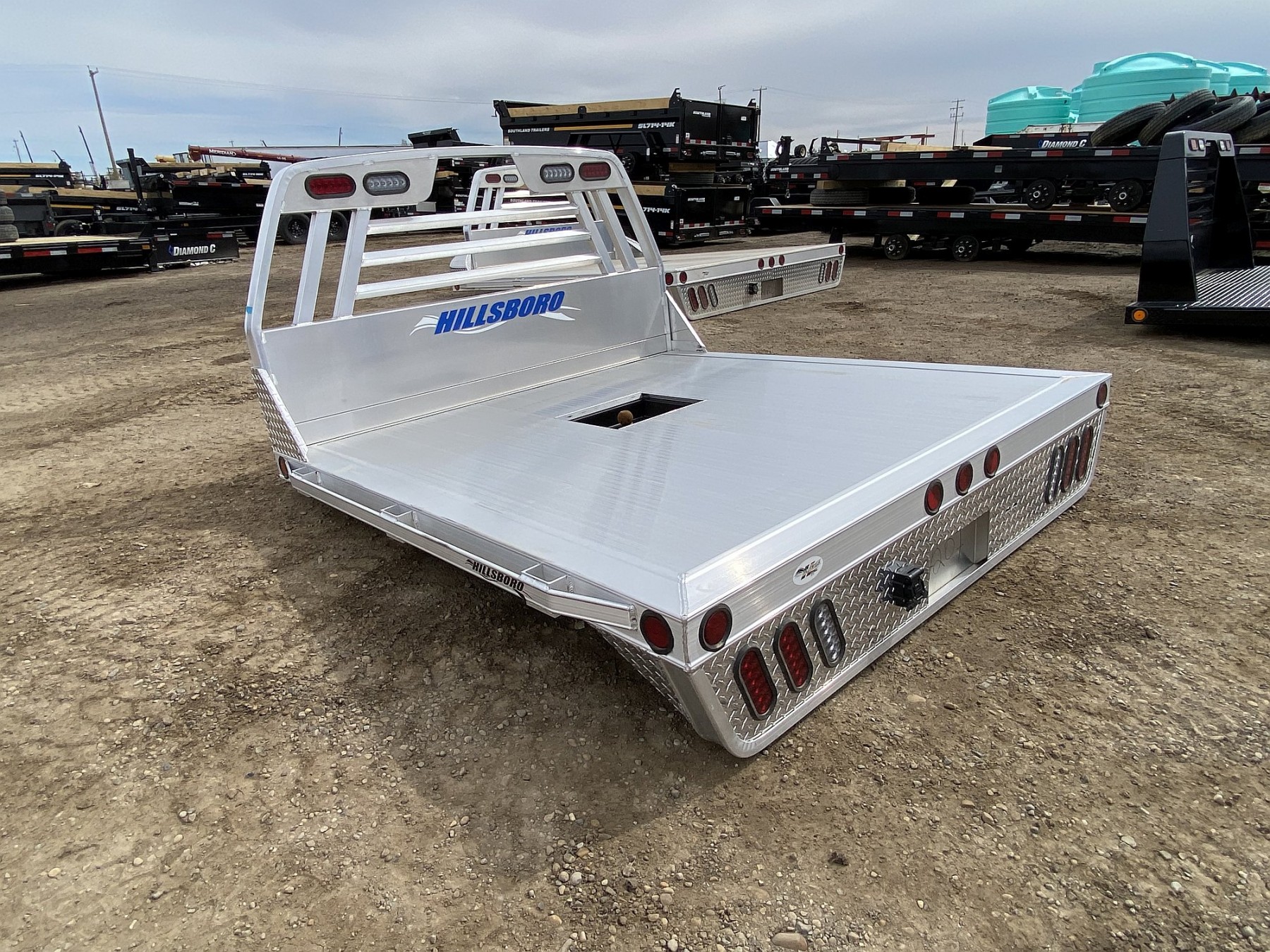 Hillsboro 2000 Series 7'x7' Aluminum Truck Deck - Truck Beds ...