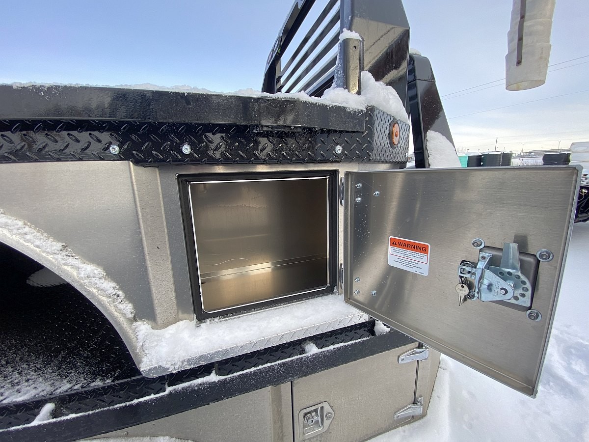 Hillsboro 500 Series 8'x8.5' Hybrid Truck Deck