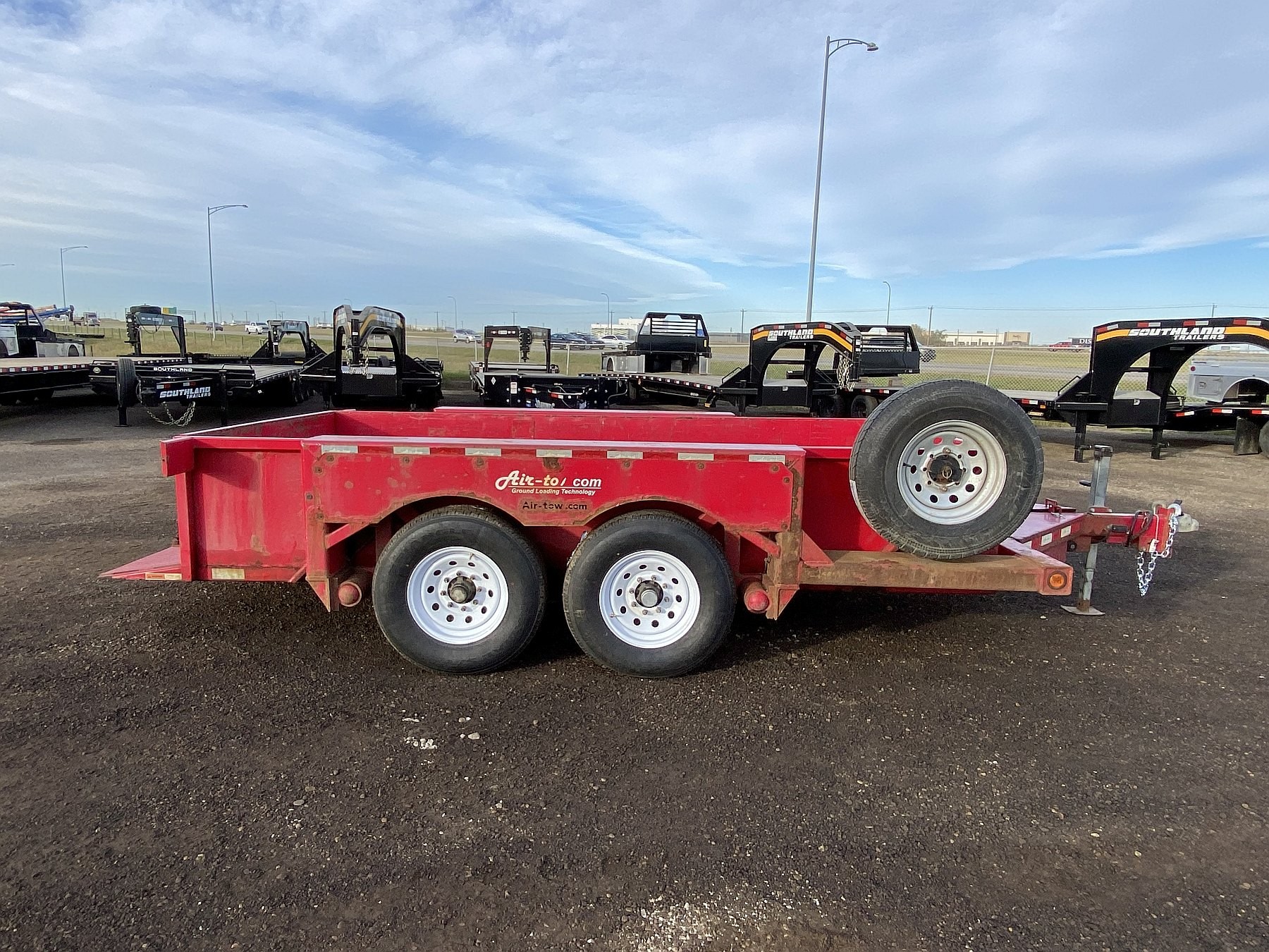 Used 2021 Air-Tow 14' Ground Level Loading Trailer